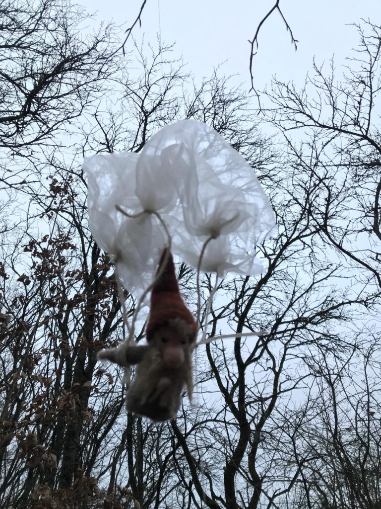 Zwerg Archibald und die vier Elemente – Waldkindergarten Berglen e. V.